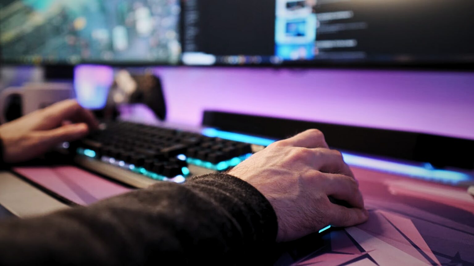 How To Install Windows 10 20H2 Update Manually - Virtually Hyper